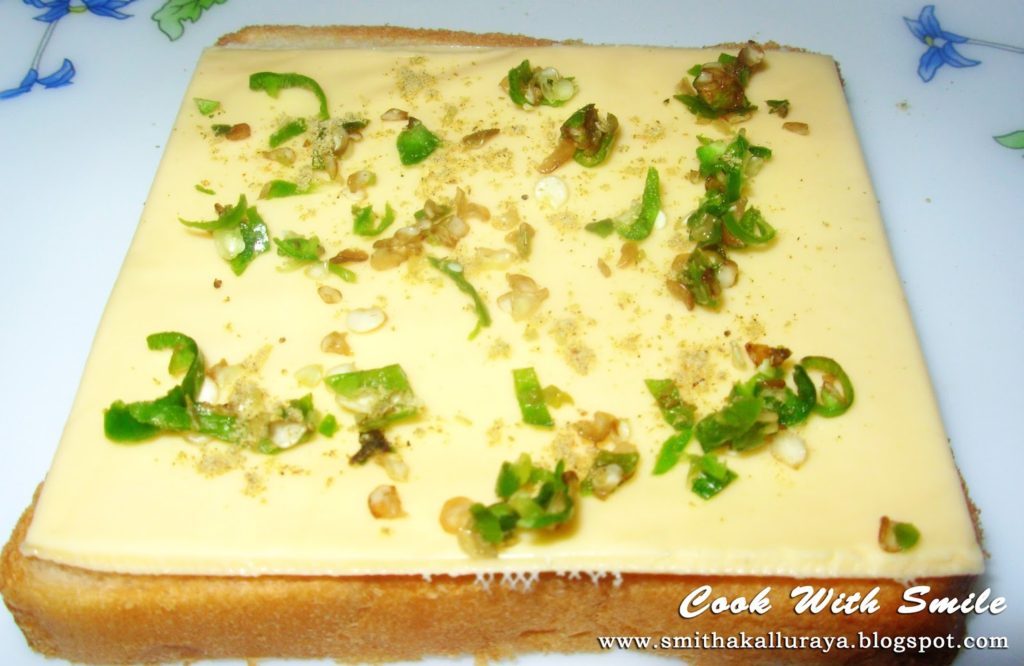 CHILLI CHEESE SANDWICH Recipe | Cook With Smile