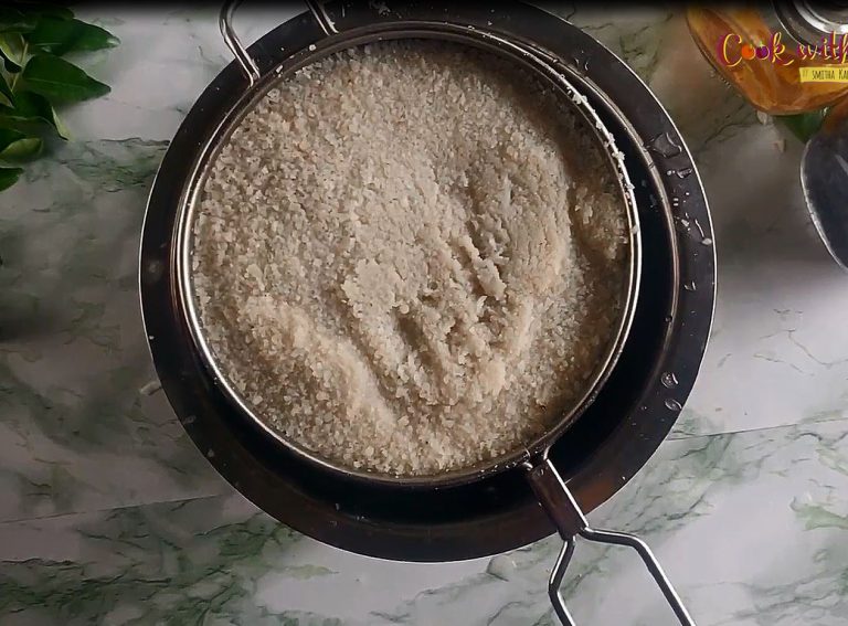 GOJJAVALAKKI / HULIAVALAKKI / CRUSHED SPICY TANGY BEATEN RICE Recipe ...