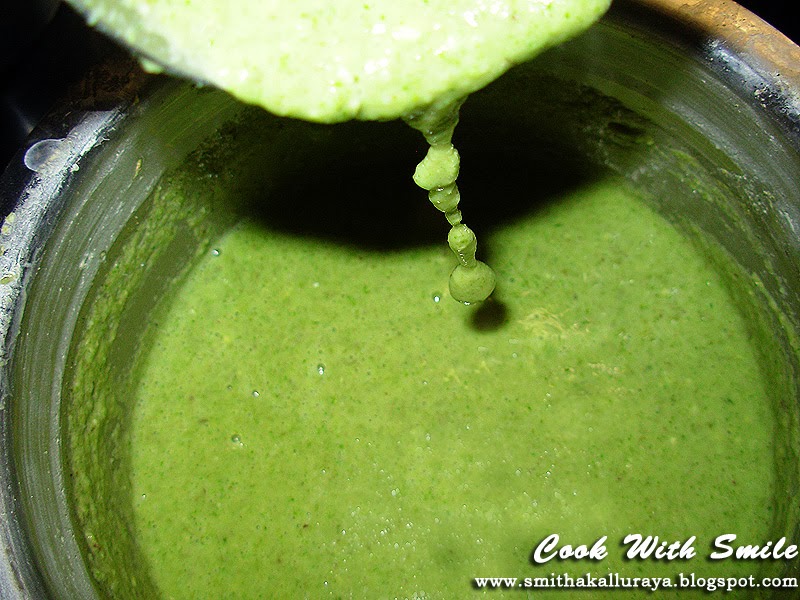 PESARATTU DOSA RECIPE / HARA MOONG DAL CHEELA / GREEN GRAM CREPES ...