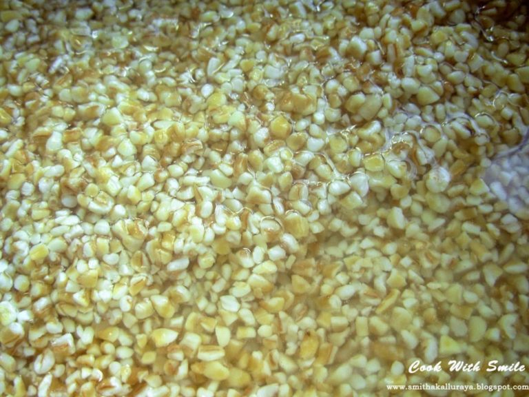 DALIA IDLI / BROKEN WHEAT IDLI / GODHI RAVE IDLI Recipe | Cook With Smile