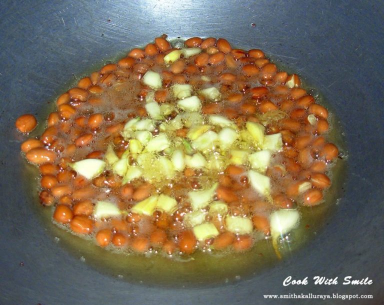 SPICY PUFFED RICE / MURMURA CHIVDA / KHARA KADLE PURI / KARA PORI ...