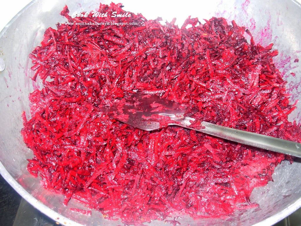 BEETROOT HALWA / BEETROOT PUDDING Recipe | Cook With Smile