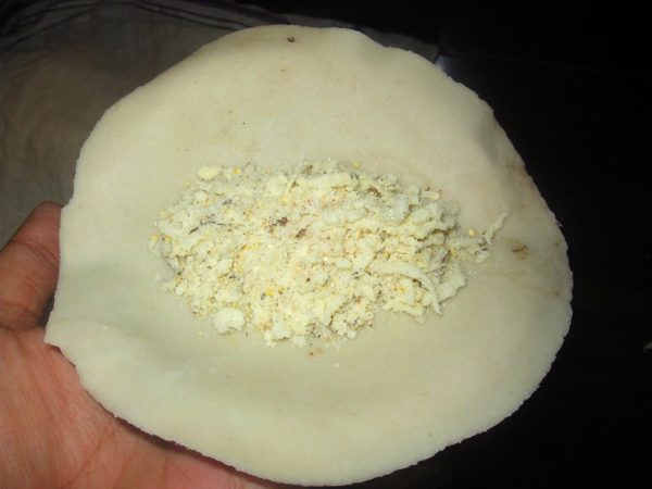 KARJIKAI / KARIGADABU / KAJJIKAYALU / SWEET SOMAS / KARANJI RECIPE ...