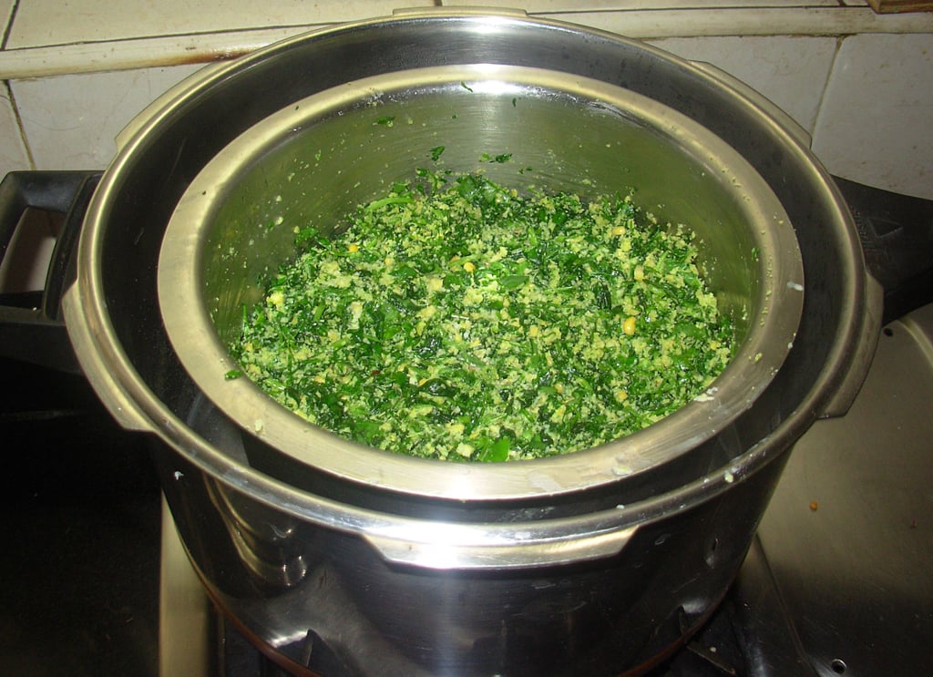 MATVADI / MATODI PALYA / PARUPPU USILI / METHI CHANADAL SABZI Recipe ...