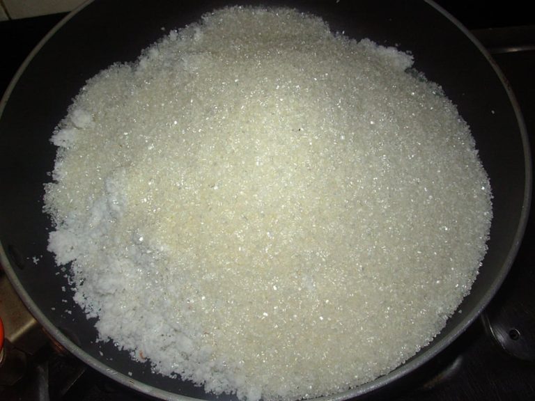 COCONUT BURFI / KOBBARI MITHAI / NARIYAL KI BARFI Recipe