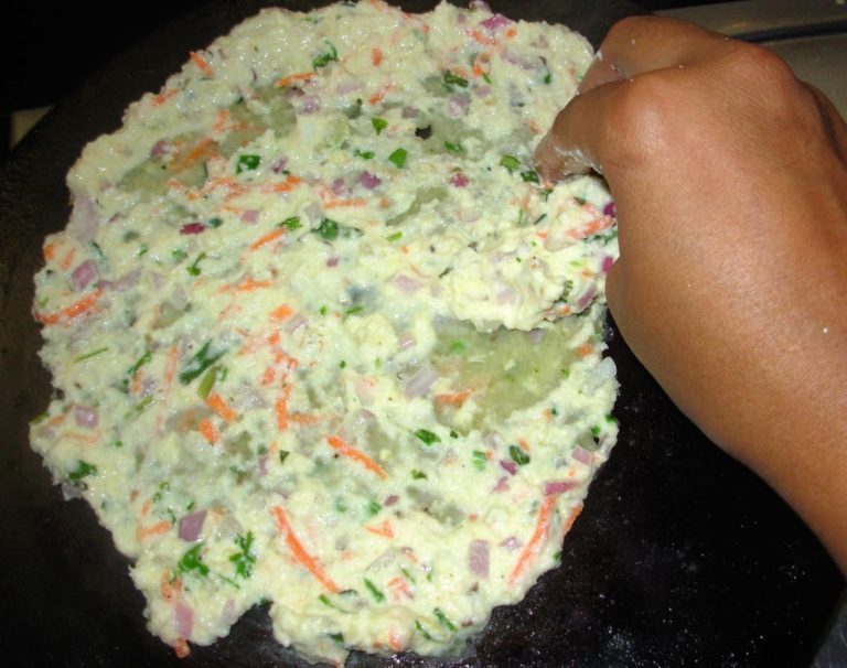 RAVA ROTTI / SOOJI ROTI / RAVA ROTI Recipe | Cook With Smile