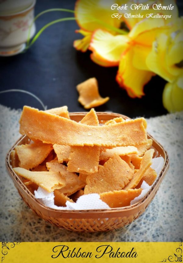 RIBBON PAKODA RECIPE / RIBBON MURUKKU | Cook With Smile