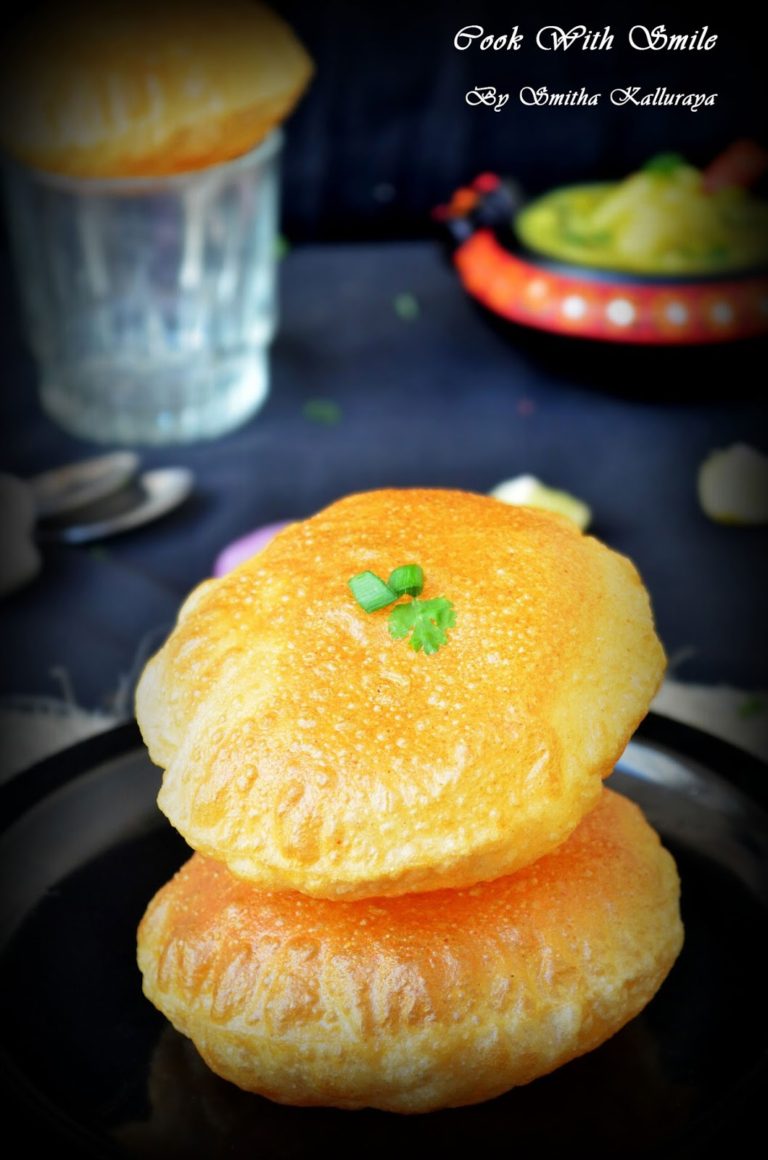 PURI OR POORI RECIPE - HOW TO MAKE PUFFY ( FLUFFY ) POORI | Cook With Smile