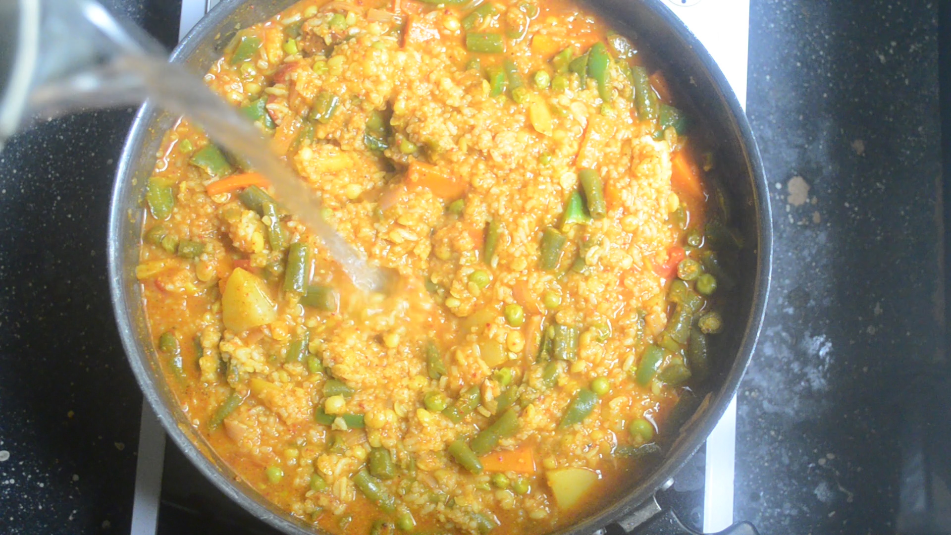 BISI BELE BATH RECIPE / KARNATAKA STYLE BISIBELE BATH