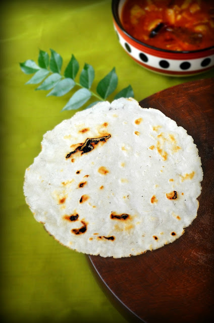 UBBU ROTTI / COORGI ROTTI / RICE BHAKRI RECIPE | Cook With Smile