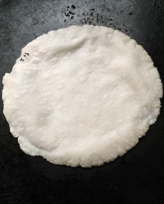 RAVA BHAKRI RECIPE / CHIROTI RAVA ROTI / SOOJI ROTI RECIPE - Cook with ...
