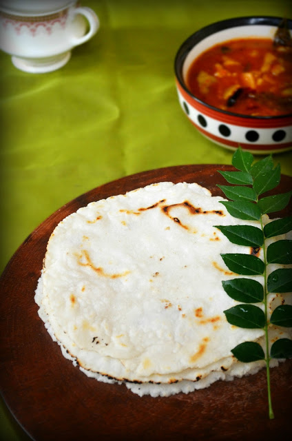 UBBU ROTTI / COORGI ROTTI / RICE BHAKRI RECIPE | Cook With Smile