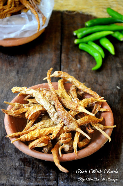 SANDIGE MENASU ( BALAKA) / SUNDRIED CURD CHILLIES / MOR MILAGAI Recipe ...