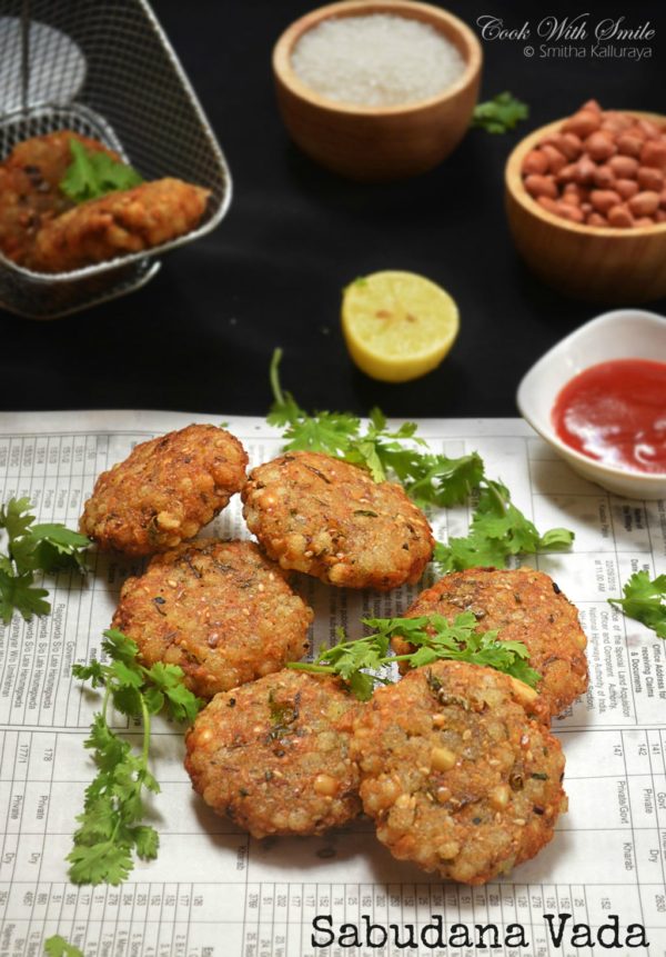 SABUDANA VADA RECIPE / SABAKKI VADA / SAGO VADA RECIPE | Cook With Smile