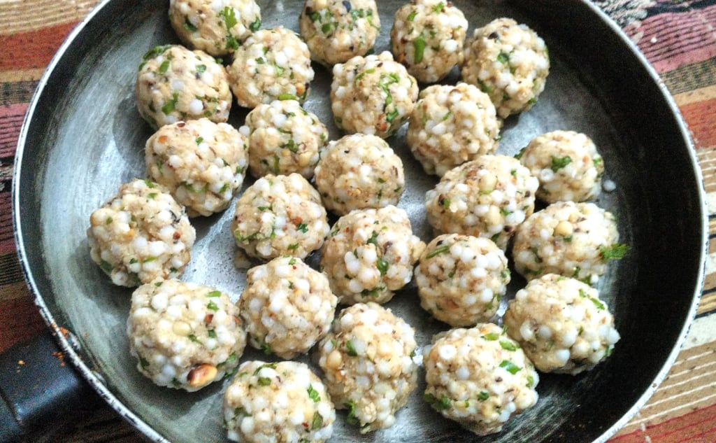 SABUDANA VADA RECIPE / SABAKKI VADA / SAGO VADA RECIPE | Cook With Smile