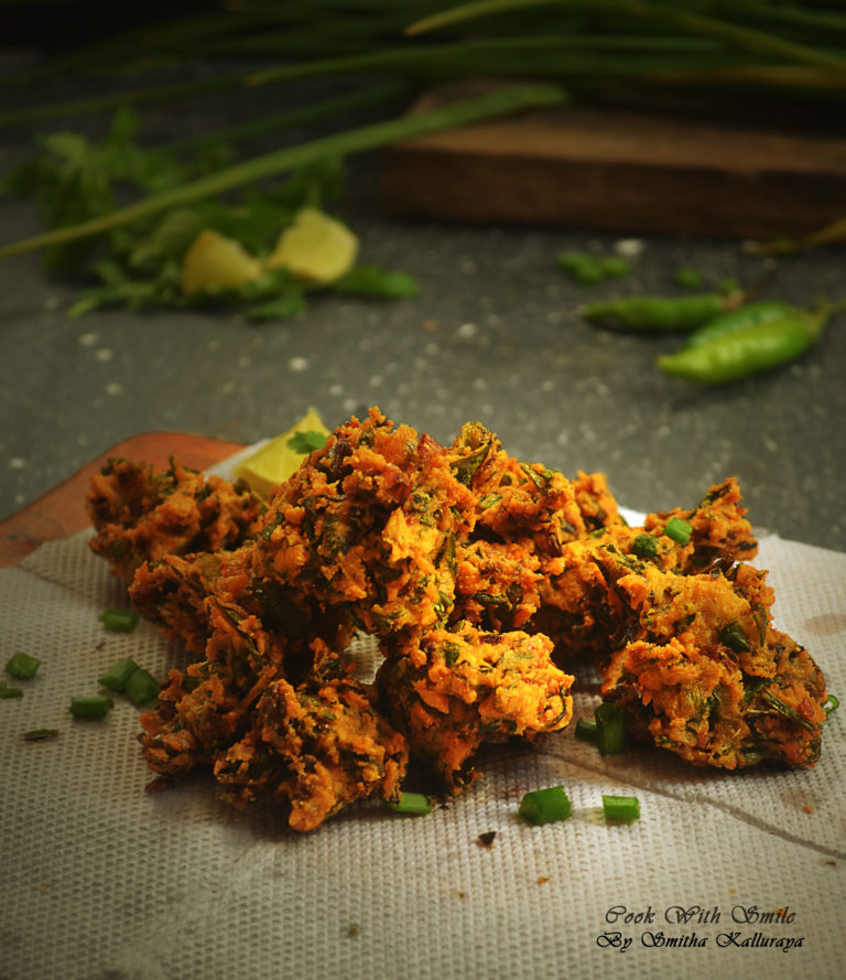 SPRING ONION PAKODA / SPRING ONION PAKORA RECIPE - Cook with Smile