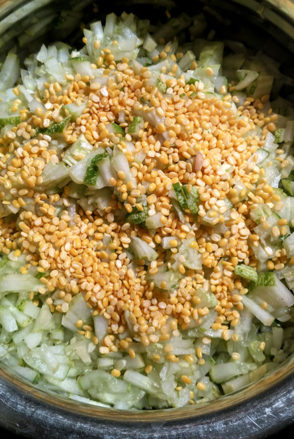 KOSAMBARI RECIPE / CUCUMBER KOSAMBARI / SOUTHEKAYI KOSAMBARI - Cook ...