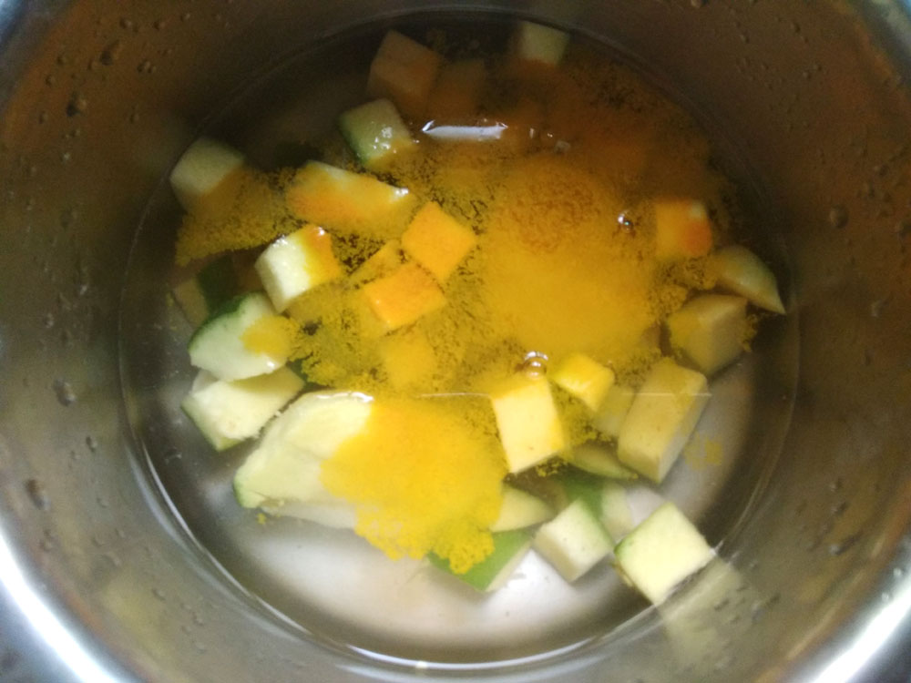 MAVINAKAYI GOJJU ( MENASKAI) RECIPE / KARNATAKA STYLE RAW MANGO CURRY ...