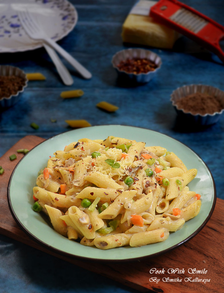 VEGGIE PASTA IN WHITE SAUCE RECIPE / HOW TO MAKE WHITE SAUCE PASTA ...