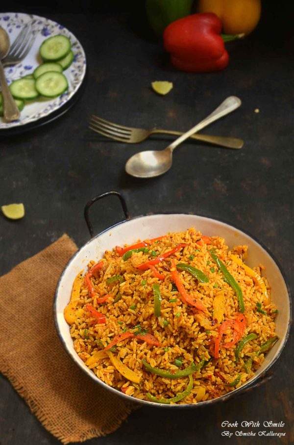 CAPSICUM RICE RECIPE / CAPSICUM MASALA RICE - Cook with Smile