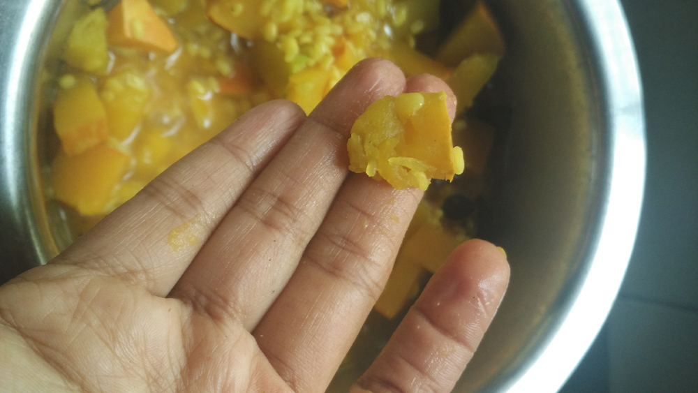 PUMPKIN KOOTU RECIPE / KUMBALAKAI KOOTU RECIPE / PARANGIKAI KOOTU ...