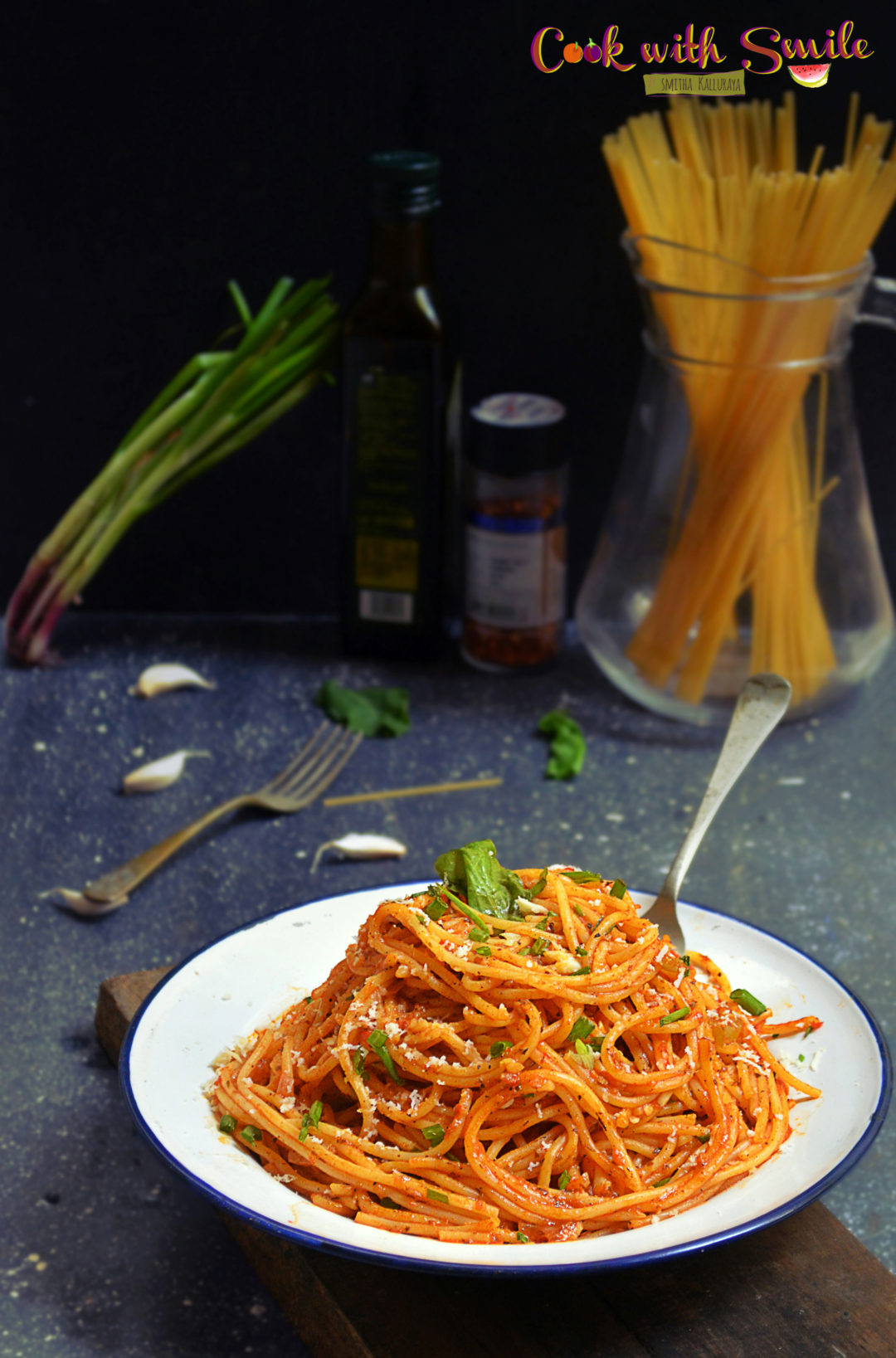 INDIAN STYLE TOMATO SPAGHETTI RECIPE / INDIAN VEGETARIAN SPAGHETTI ...