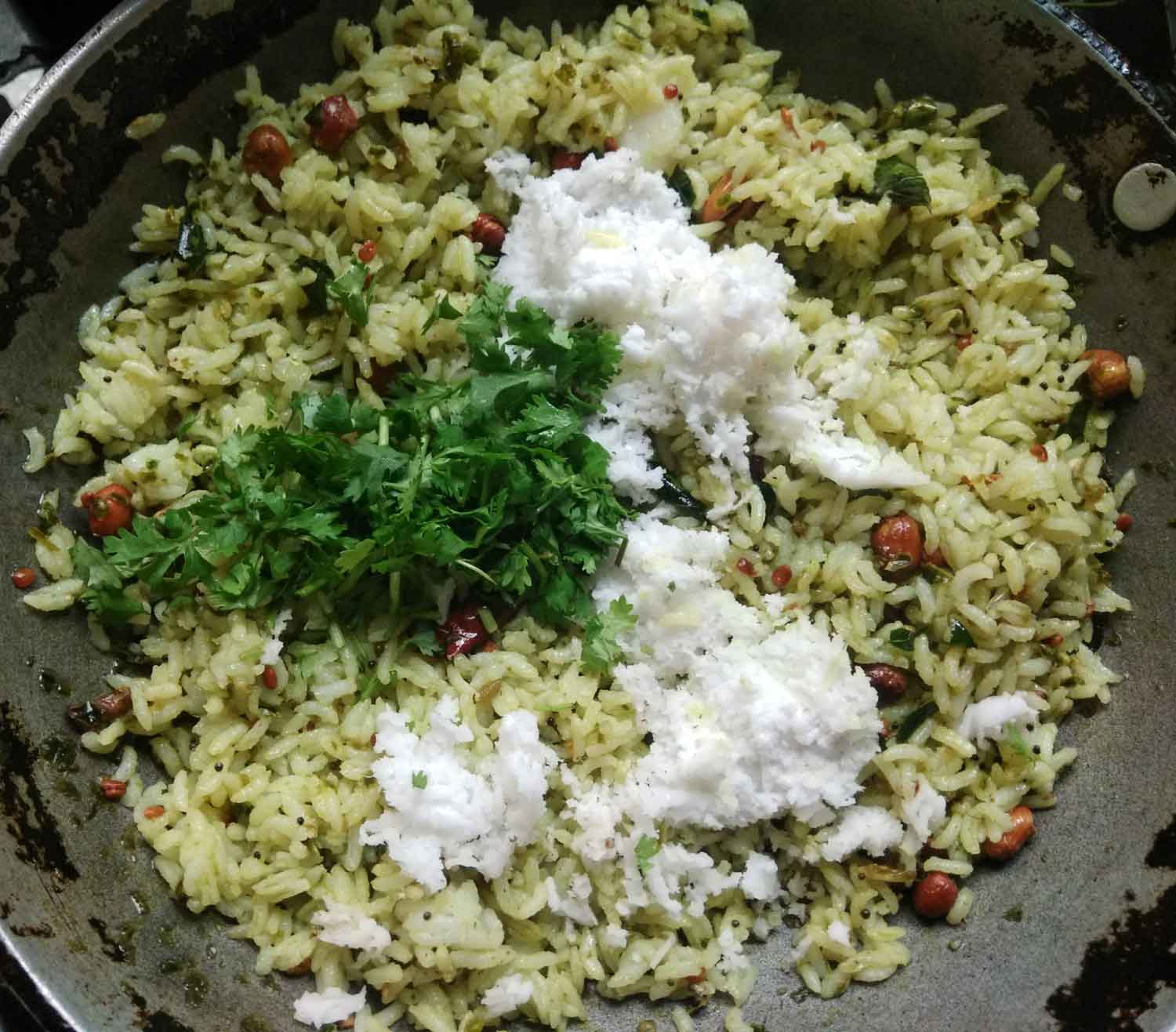 Betel Leaves Rice Recipe / Vetrilai Sadam / Veeledele Chitranna - Cook ...