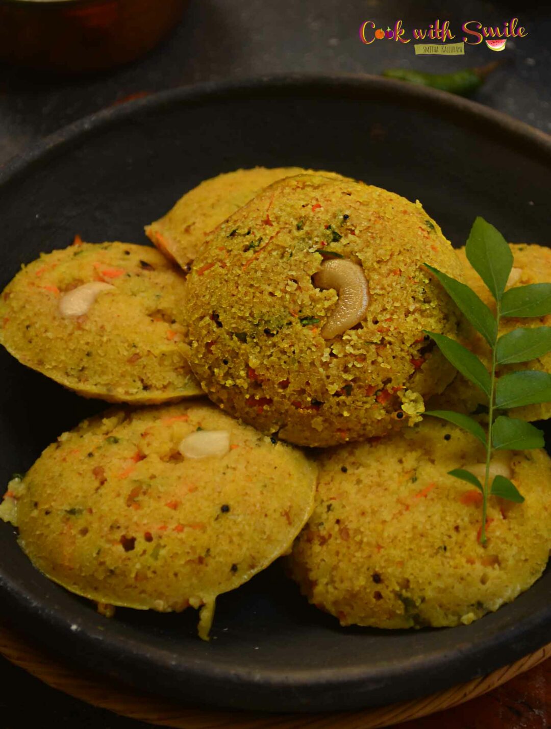 OATS IDLI RECIPE | HOW TO MAKE INSTANT OATS IDLI - Cook with Smile