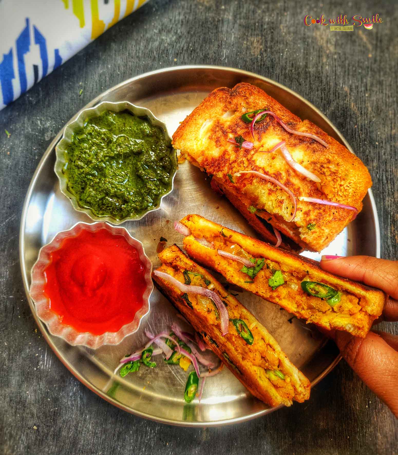 POTATO SANDWICH RECIPE | ALOO SANDWICH RECIPE - Cook with Smile