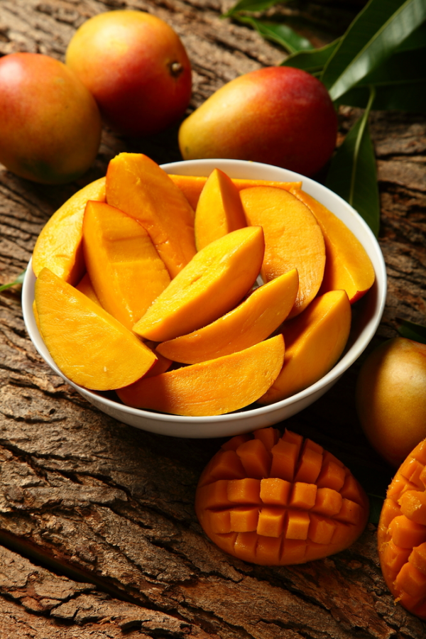 MANGO JAM RECIPE / HOMEMADE MANGO JAM RECIPE - NO PECTIN !! - Cook with ...