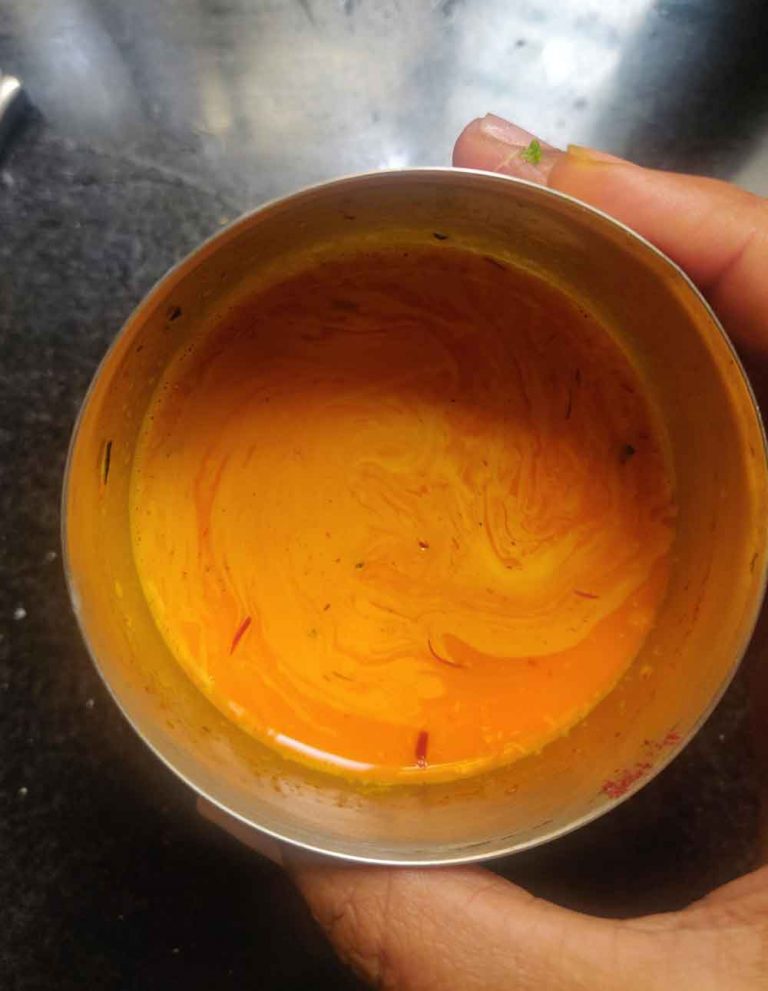 ZAFRANI PULAO RECIPE / INDIAN SAFFRON RICE / SAFFRON PULAO - Cook with ...