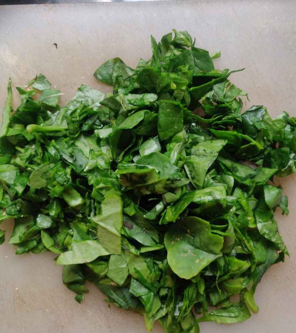 BASALE SOPPU THAMBLI RECIPE / MALABAR SPINACH THAMBULI - Cook with Smile