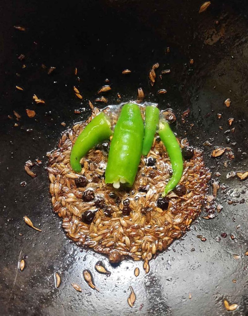 BASALE SOPPU THAMBLI RECIPE / MALABAR SPINACH THAMBULI - Cook with Smile