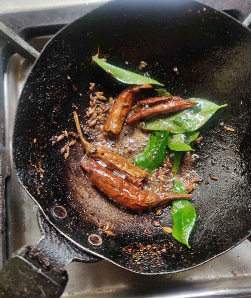 BASALE SOPPU THAMBLI RECIPE / MALABAR SPINACH THAMBULI - Cook with Smile