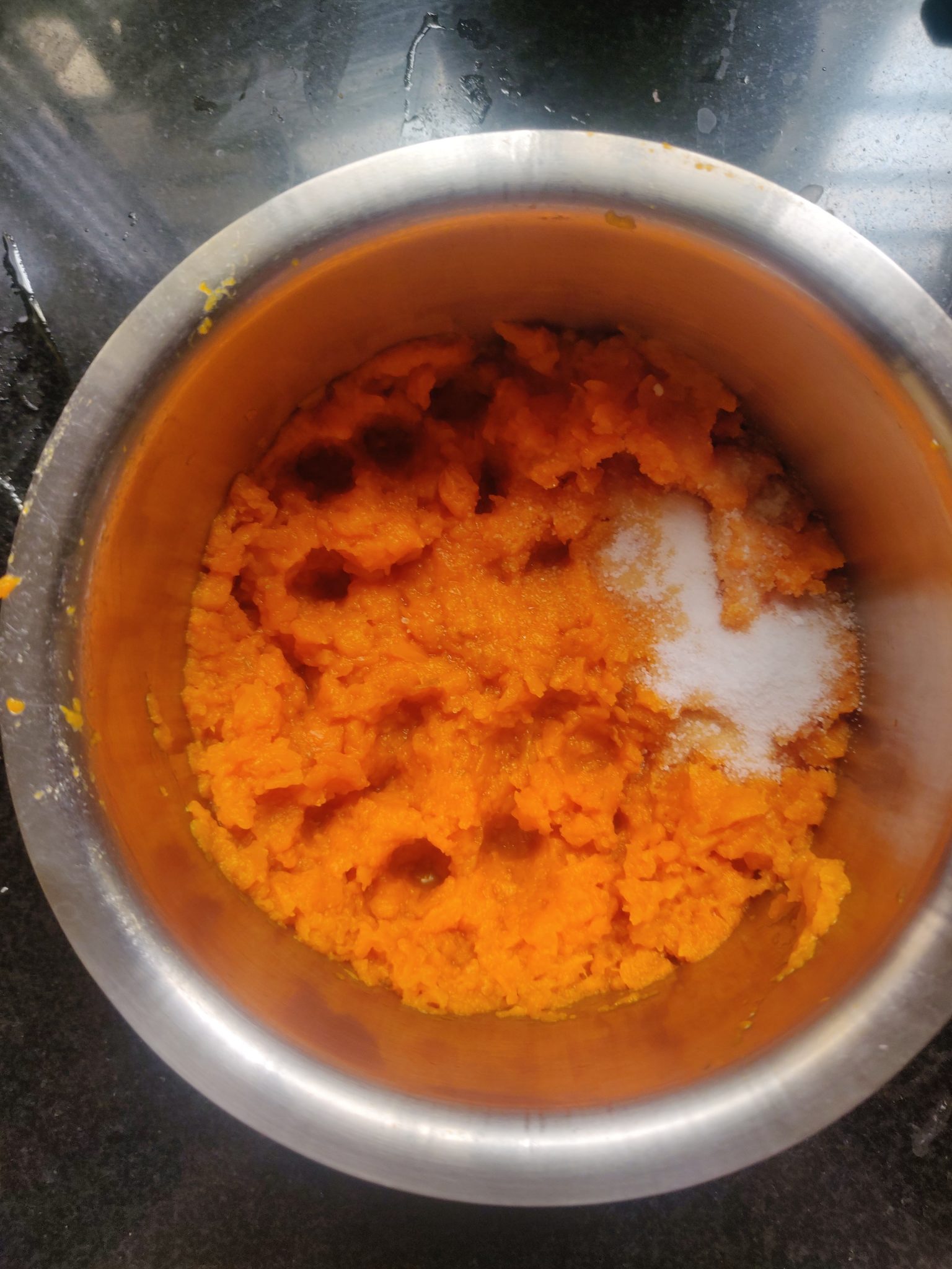 CARROT RAITA RECIPE/ CARROT MOSARU GOJJU / GAJAR KA RAITA - Cook with Smile