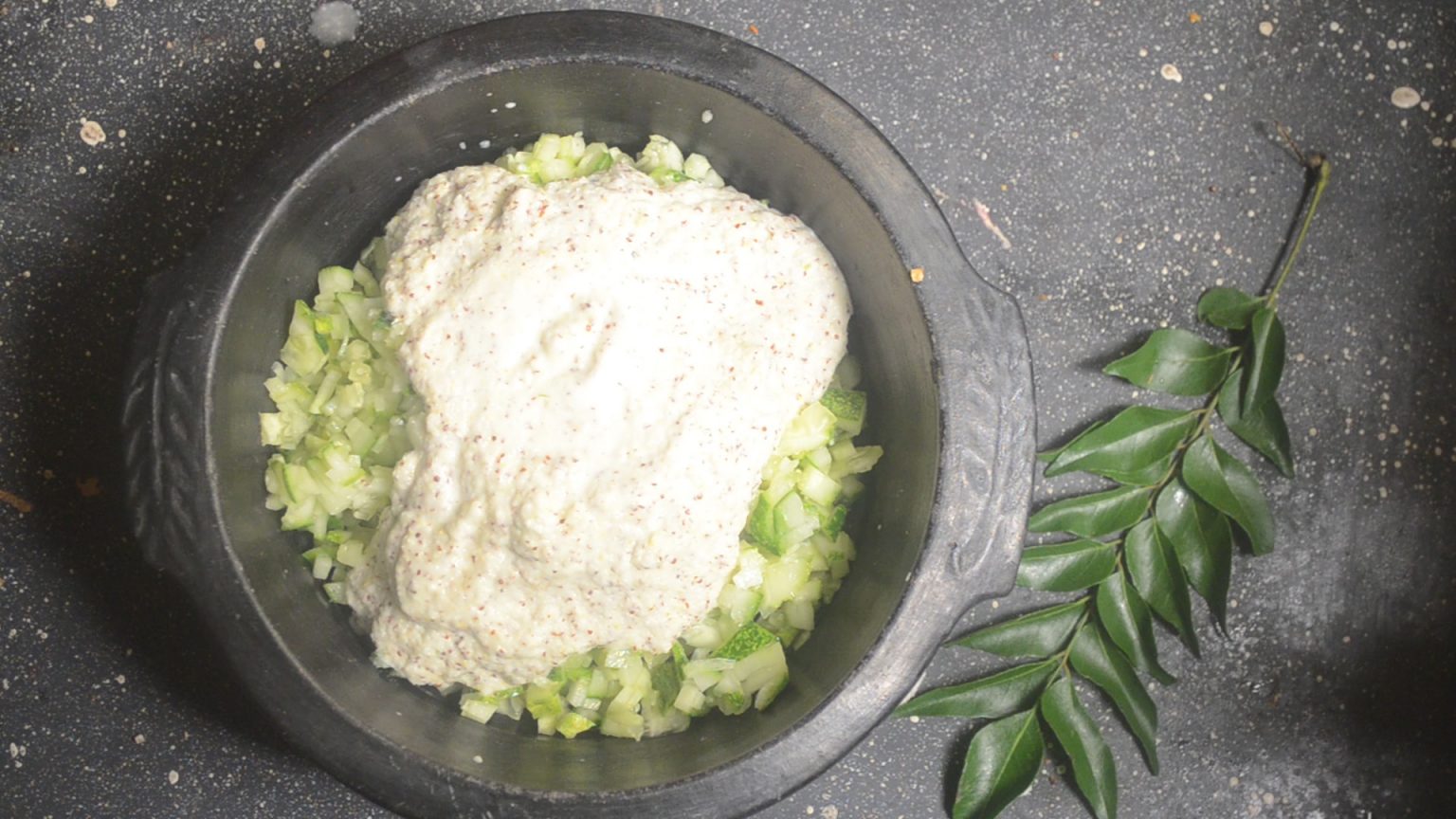 CUCUMBER SASIVE RECIPE / SOUTHEKAYI SASMI / SOUTHEKAI GOJJU - Cook with ...