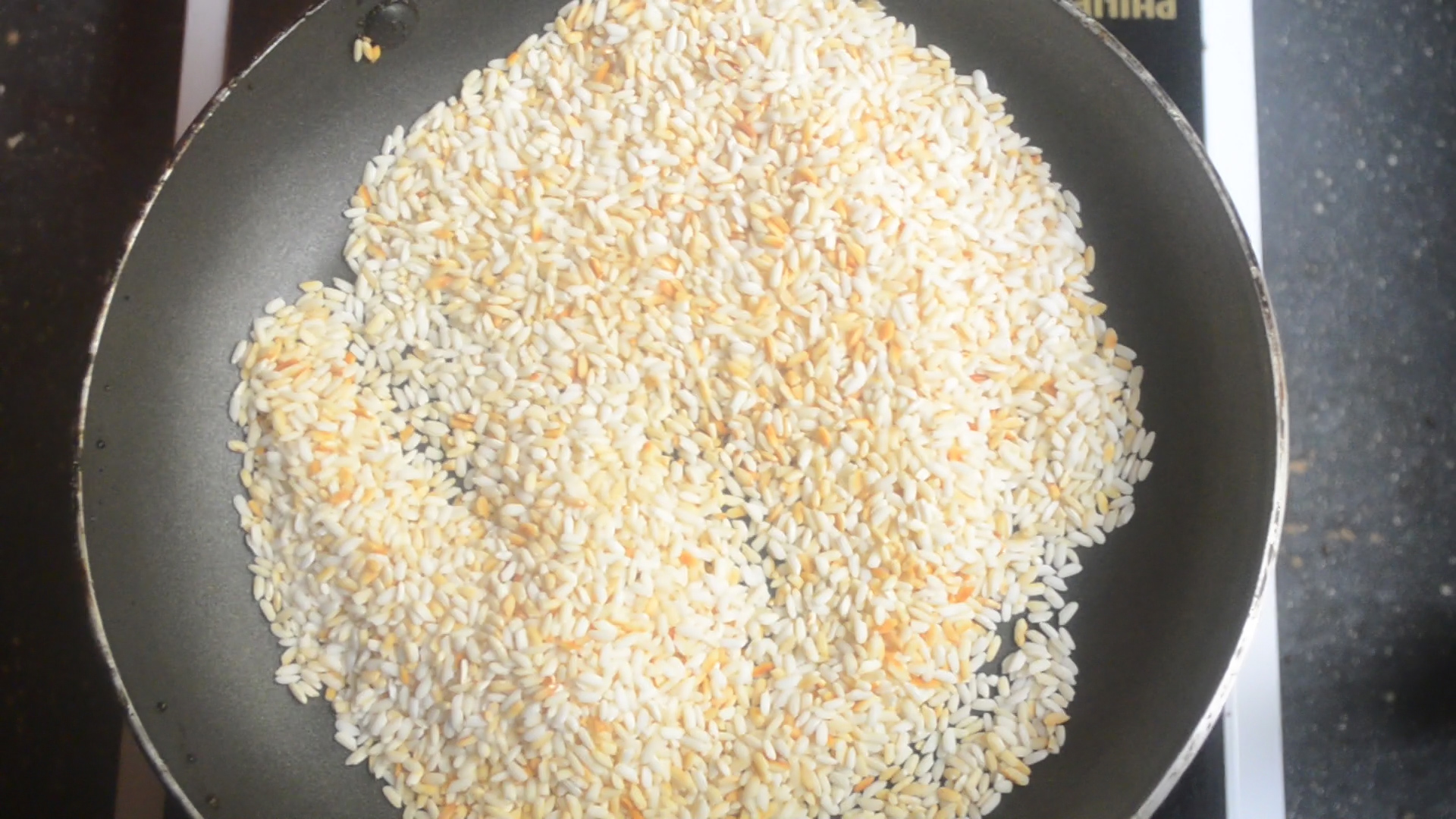 THAMBITTU RECIPE / HOW TO DO TAMBITTU - SHIVARATRI SPECIAL - Cook with ...