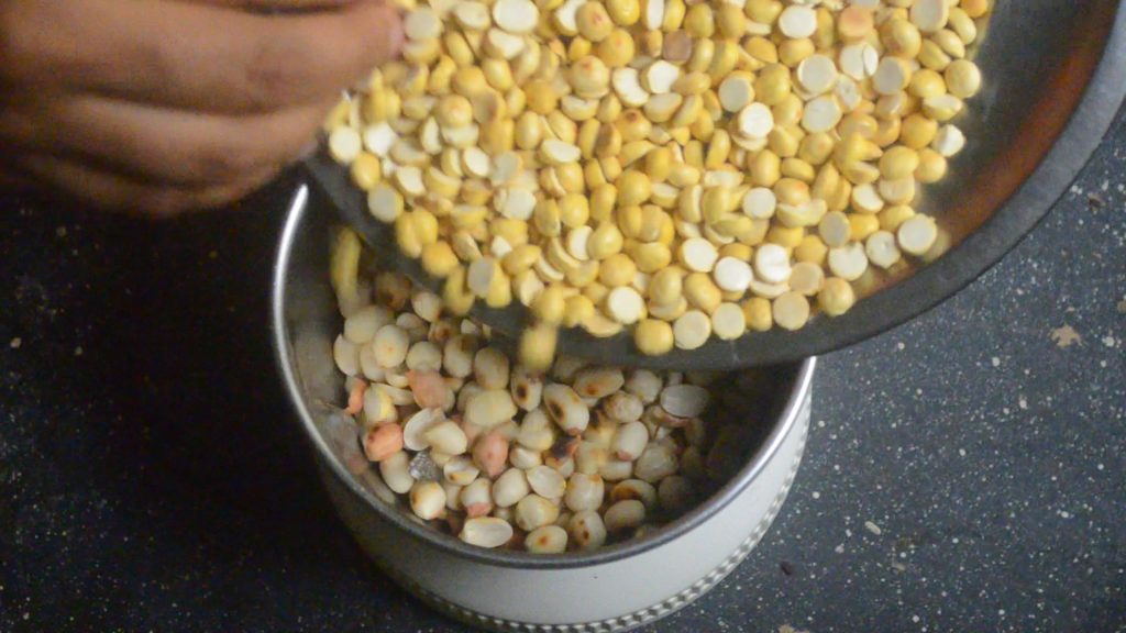 THAMBITTU RECIPE / HOW TO DO TAMBITTU - SHIVARATRI SPECIAL - Cook with ...