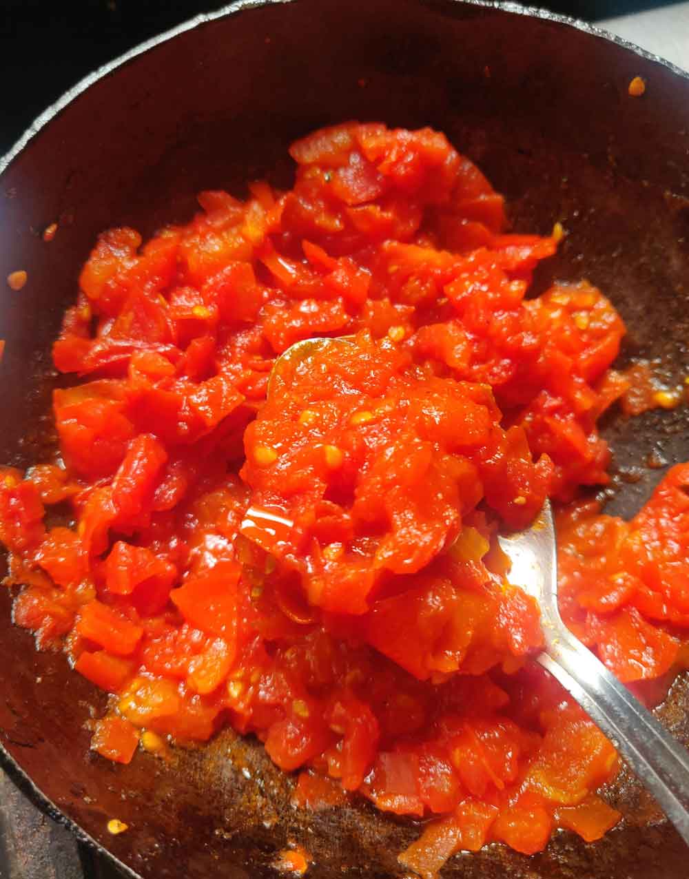 TOMATO SASIVE / TOMATO RAITA / TOMATO TAMBULI ( TAMBLI ) - Cook with Smile