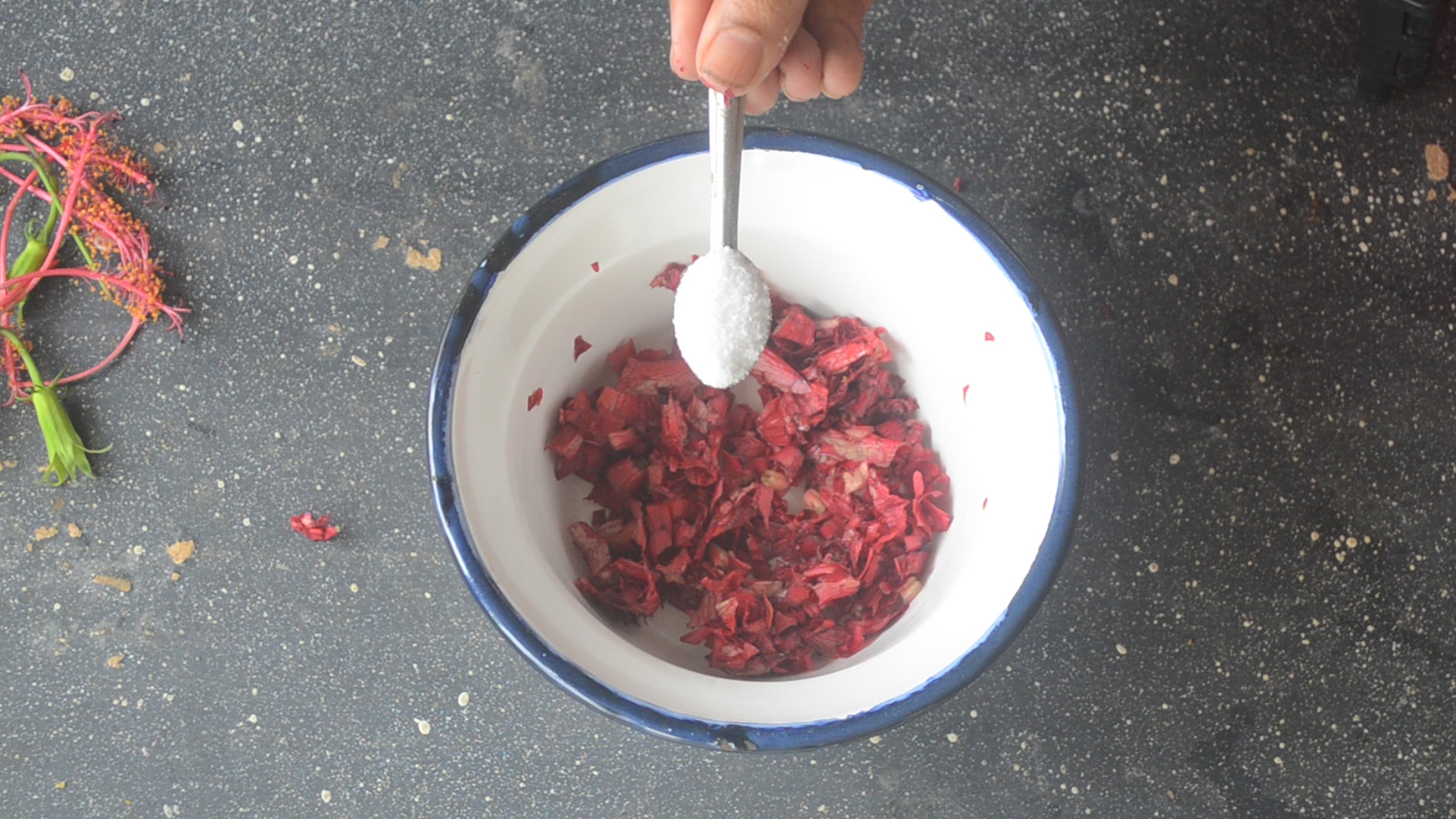 HIBISCUS TAMBULI / DASAVALA THAMBLI - Cook with Smile