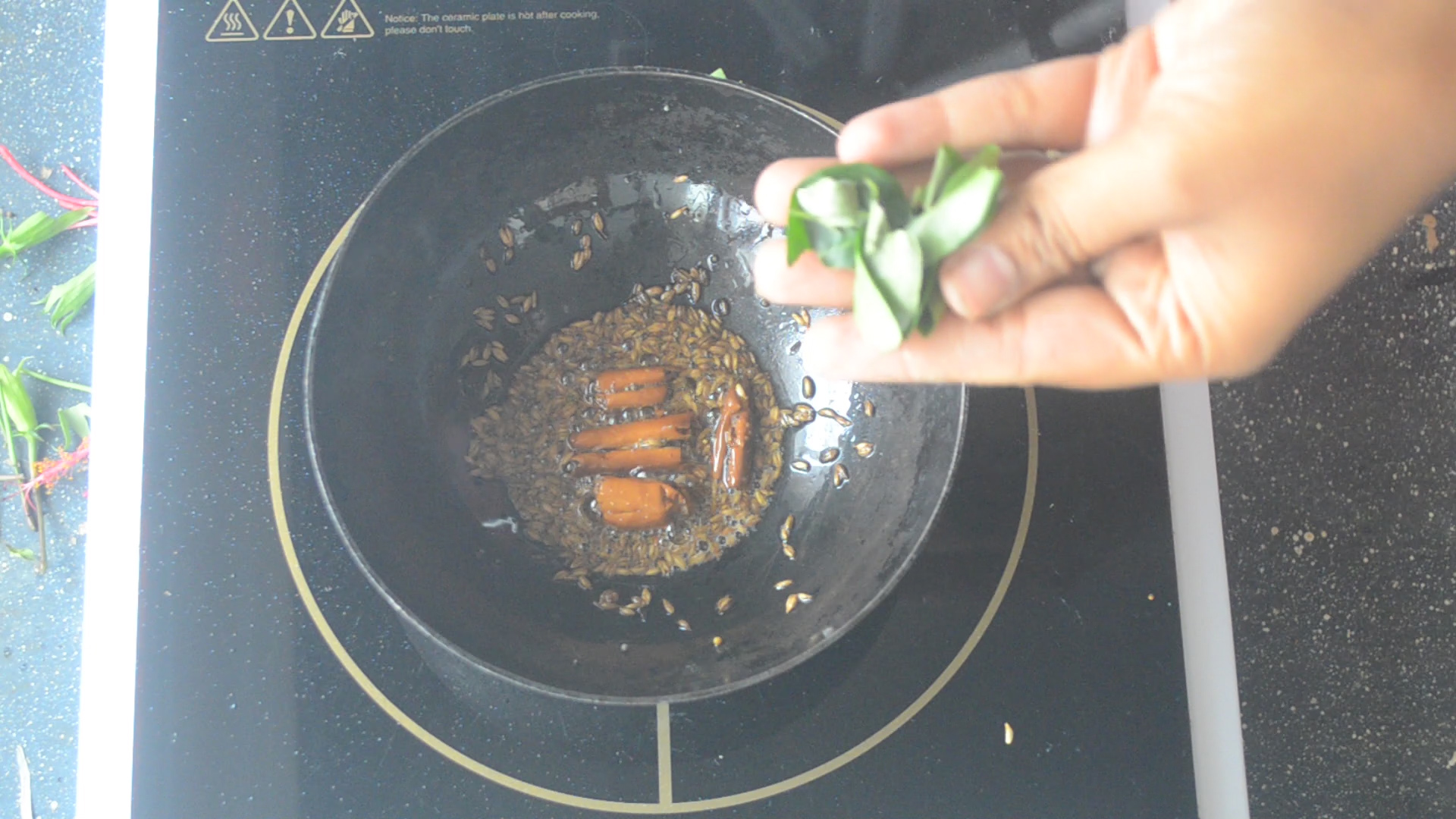 HIBISCUS TAMBULI / DASAVALA THAMBLI - Cook with Smile