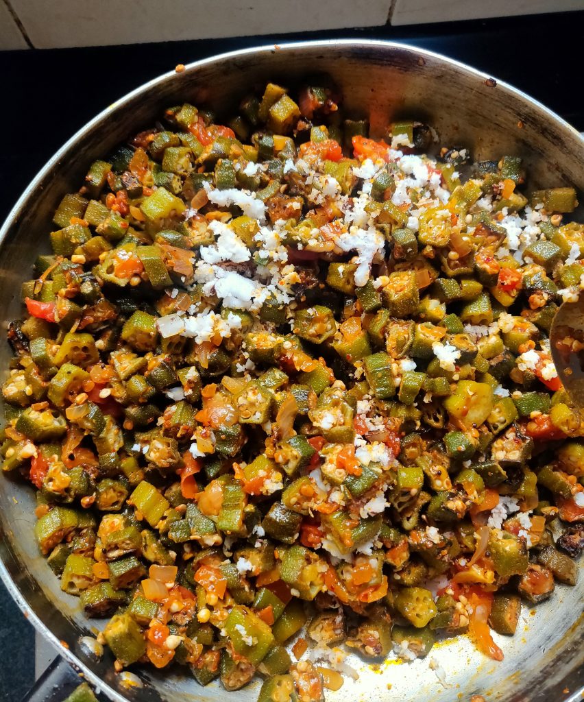 BENDEKAYI PALYA / VENDEKKAI PORIYAL / LADIES FINGER STIR FRY - Cook ...