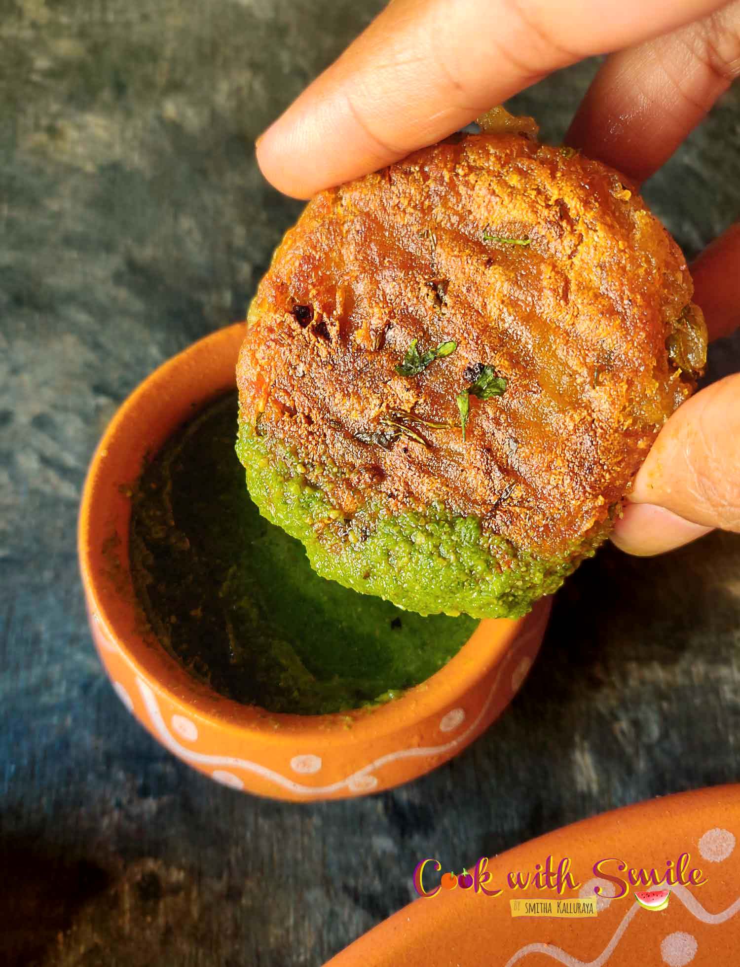 ALOO TIKKI RECIPE | CRISPY POTATO PATTIES - Cook with Smile