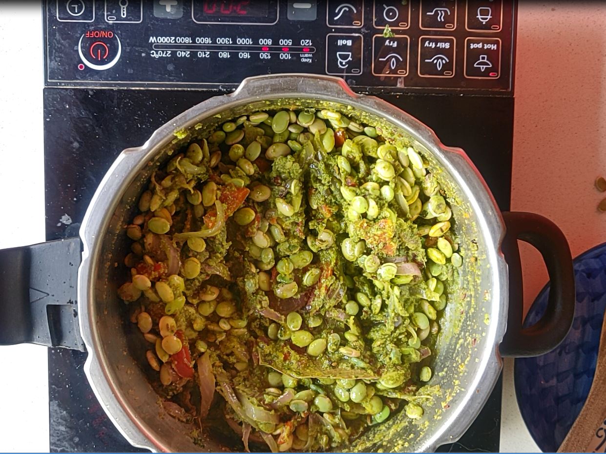 AVAREKALU RICE BATH RECIPE | AVAREKALU PULAO RECIPE - Cook with Smile