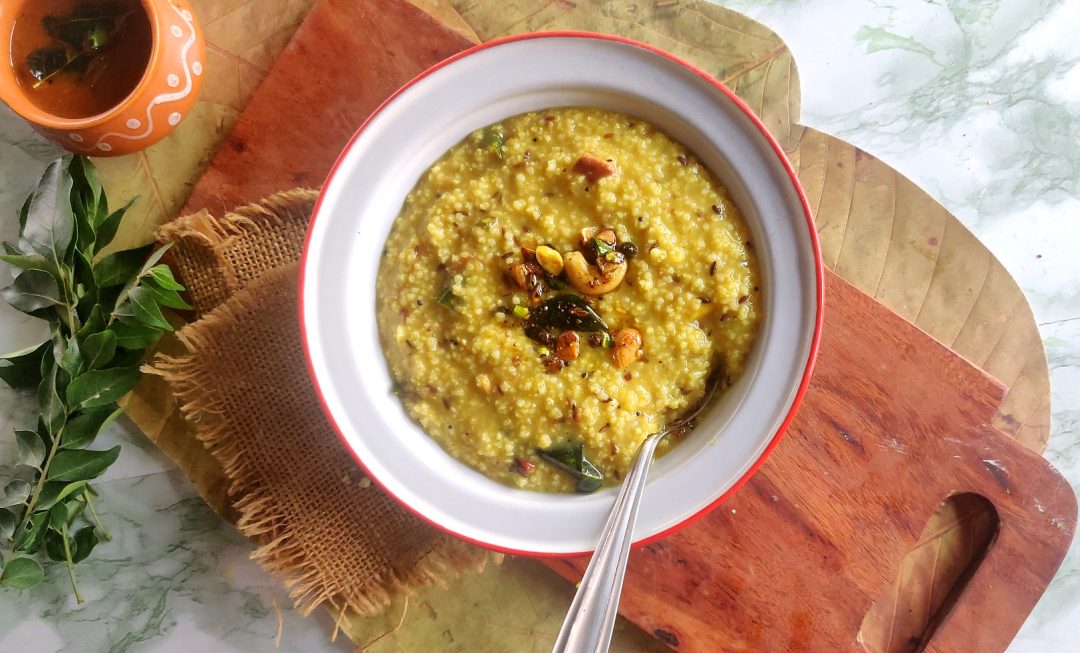 How to do Millets Pongal / Foxtail Millet Pongal Recipe / Navane pongal ...