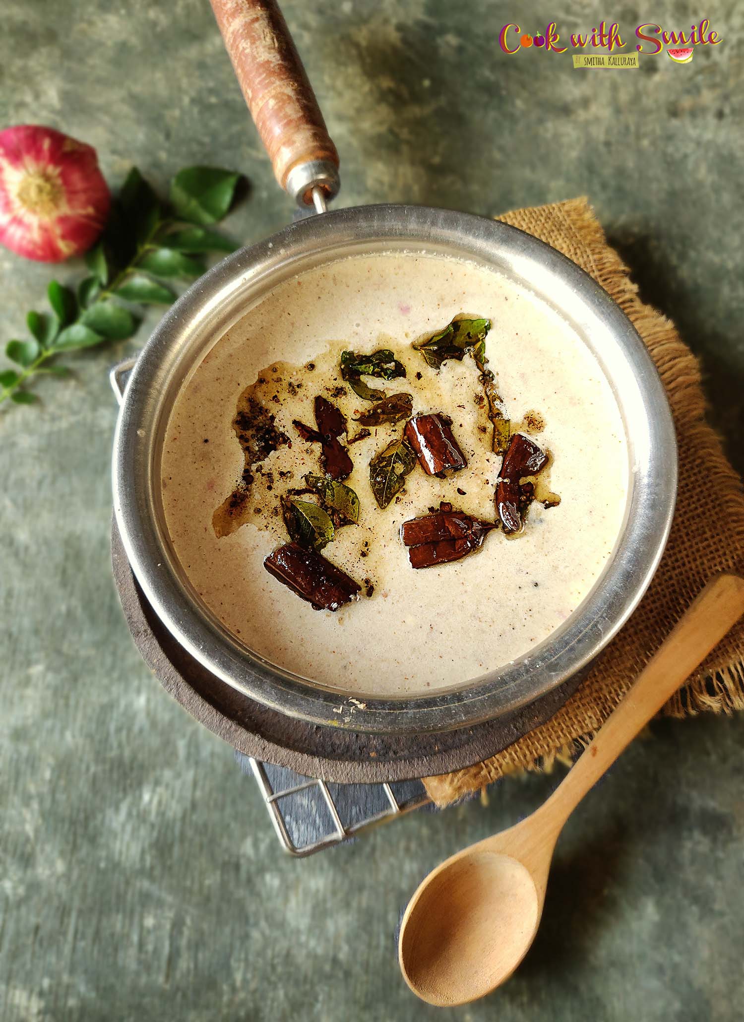 EERULLI TAMBLI / ONION TAMBULI RECIPE - Cook with Smile