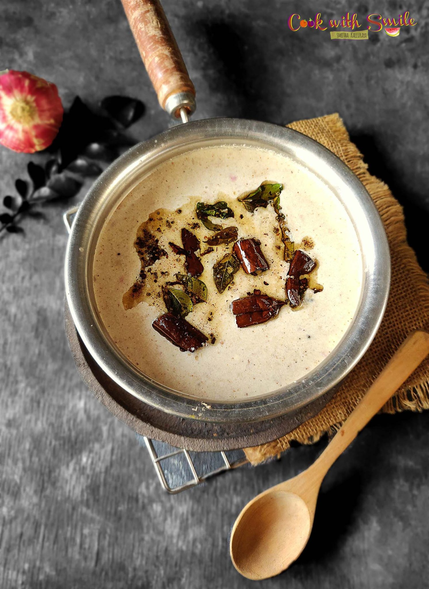 EERULLI TAMBLI / ONION TAMBULI RECIPE - Cook with Smile