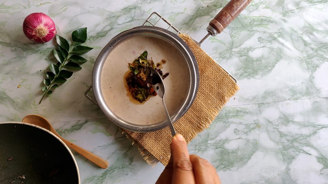 EERULLI TAMBLI / ONION TAMBULI RECIPE - Cook with Smile