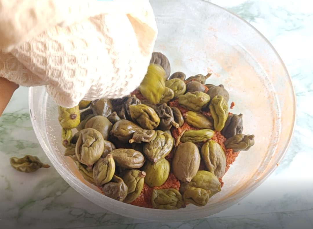 Mavina Midi Uppinakayi | Tender mango pickle | Mavinakayi uppinakayi ...